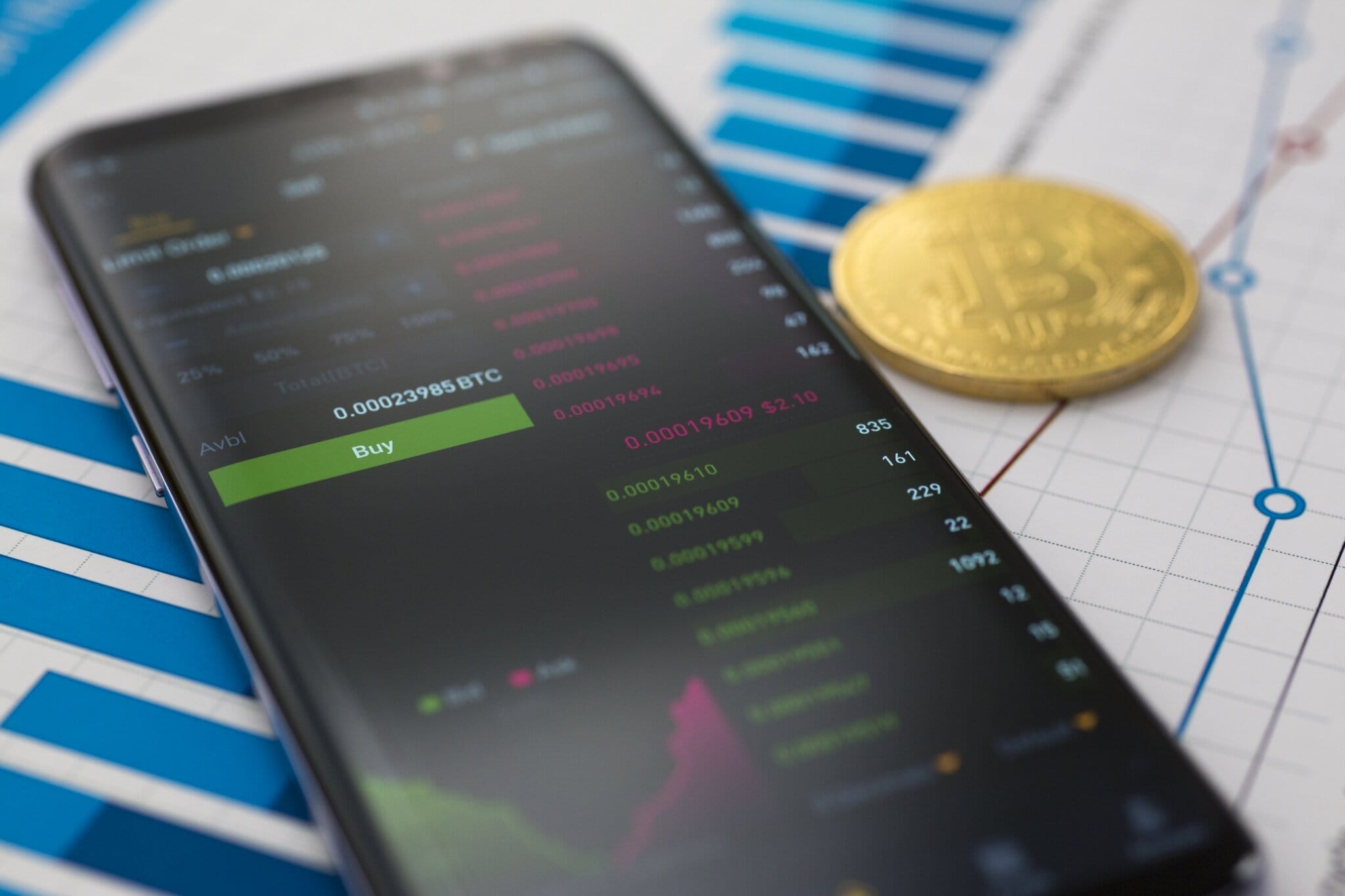 Crypto Fraud & Asset Recovery Lawyers | Paris Mavronichis